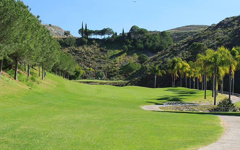 Villa Padierna Golf Club: Alferini Golf | España Fascinante